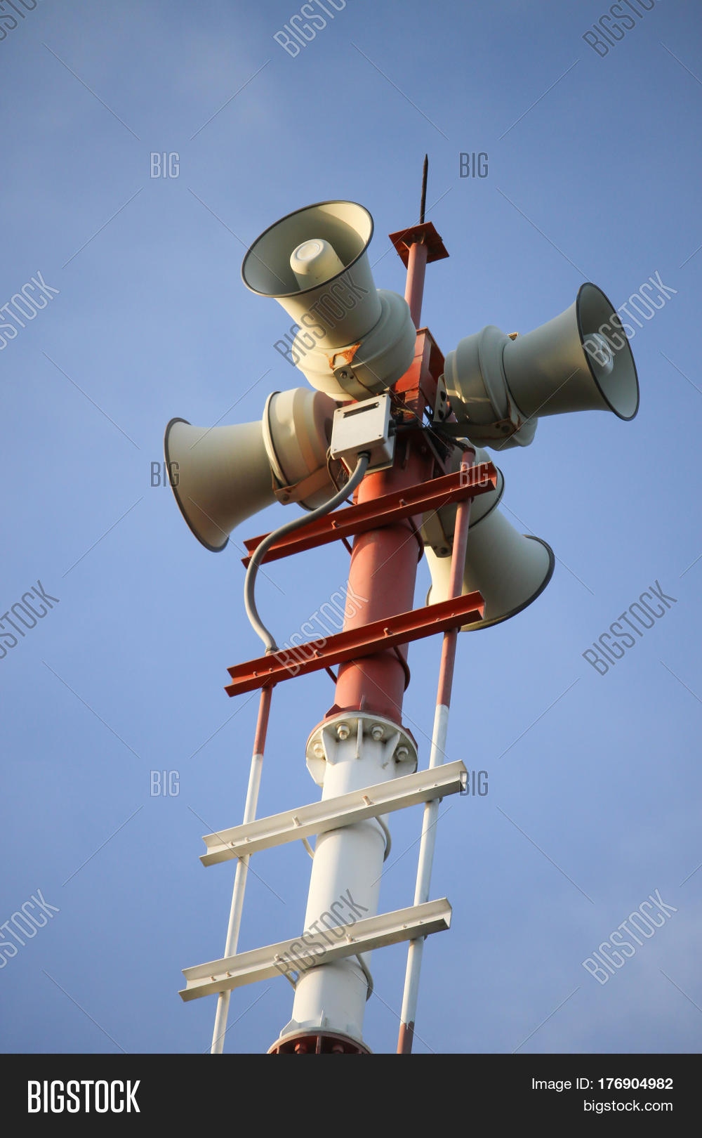 Tsunami Siren Warning Image & Photo (Free Trial) | Bigstock
