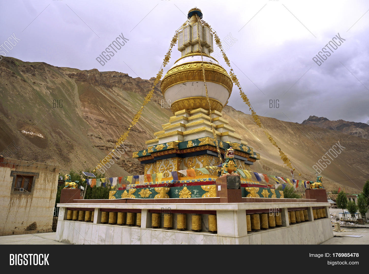 Buddhist Stupa Ancient Image & Photo (Free Trial) | Bigstock