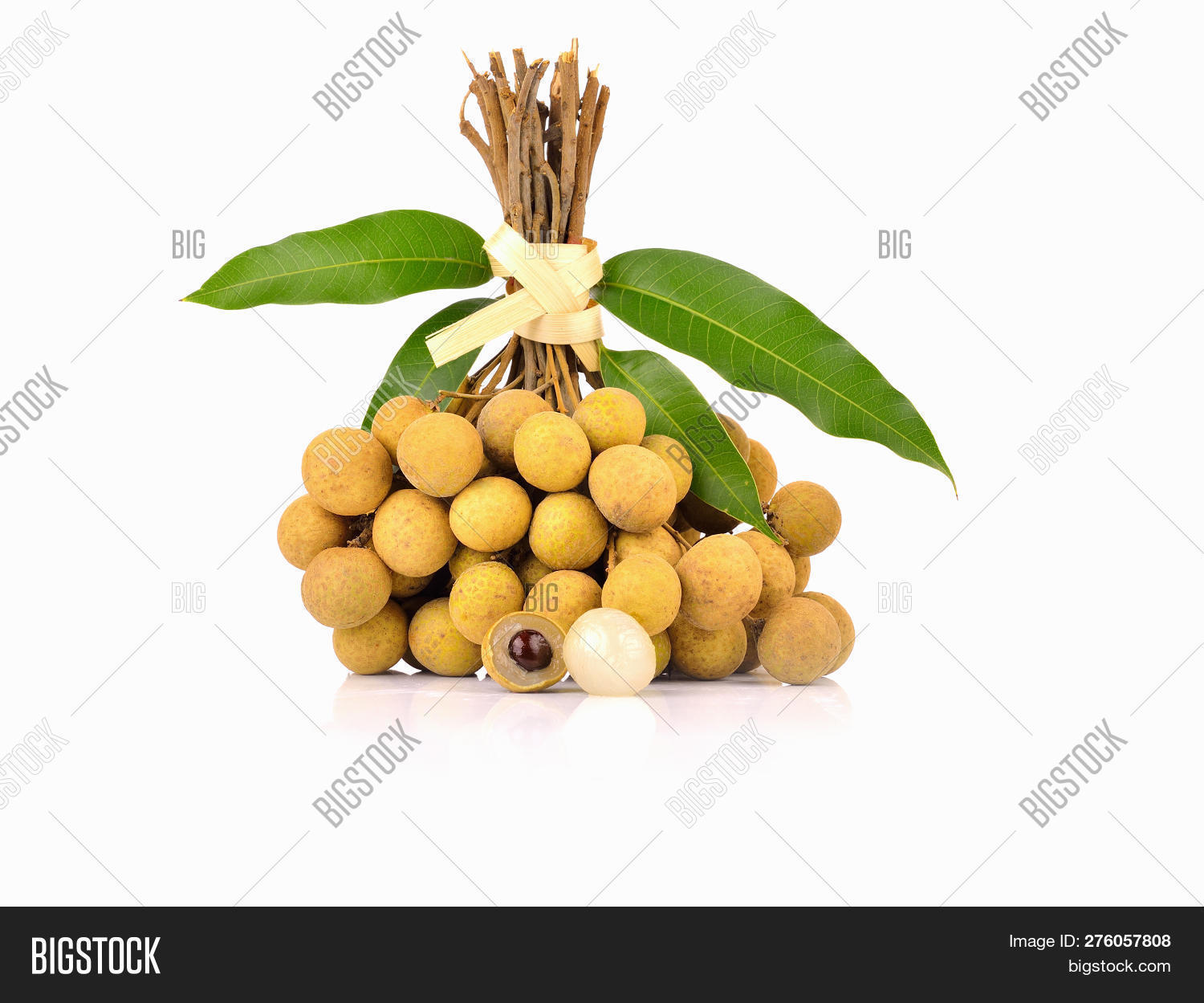 Fresh Longan On White Image & Photo (Free Trial) | Bigstock