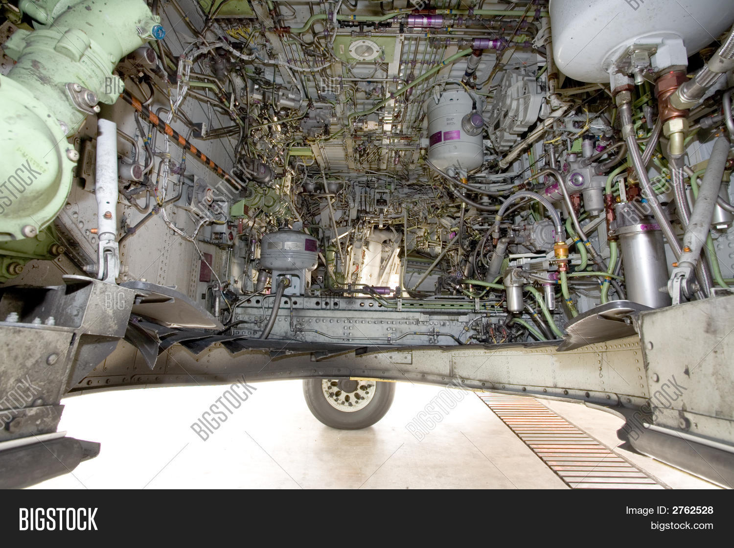 Modern Aircraft Wheel Image & Photo (Free Trial) | Bigstock