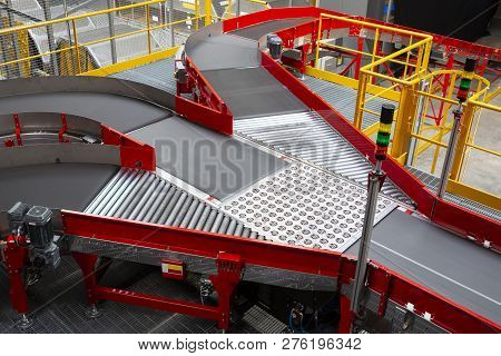 Empty Conveyor Sorting Image & Photo (Free Trial) | Bigstock
