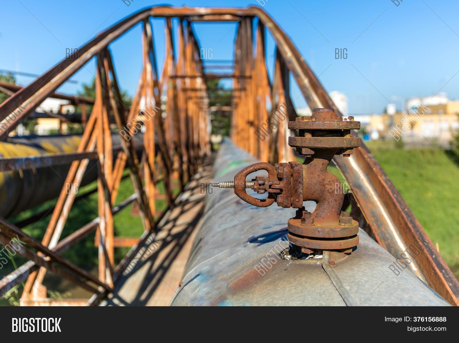 Old Rusty Iron Bridge Image & Photo (Free Trial) | Bigstock