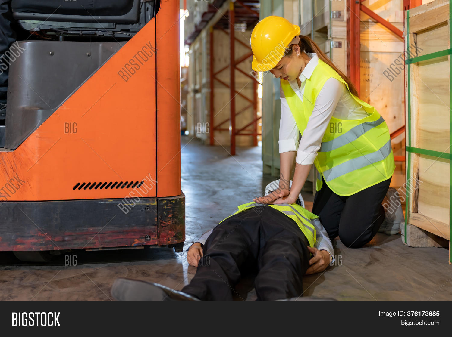 Asian Worker Do Image & Photo (Free Trial) | Bigstock