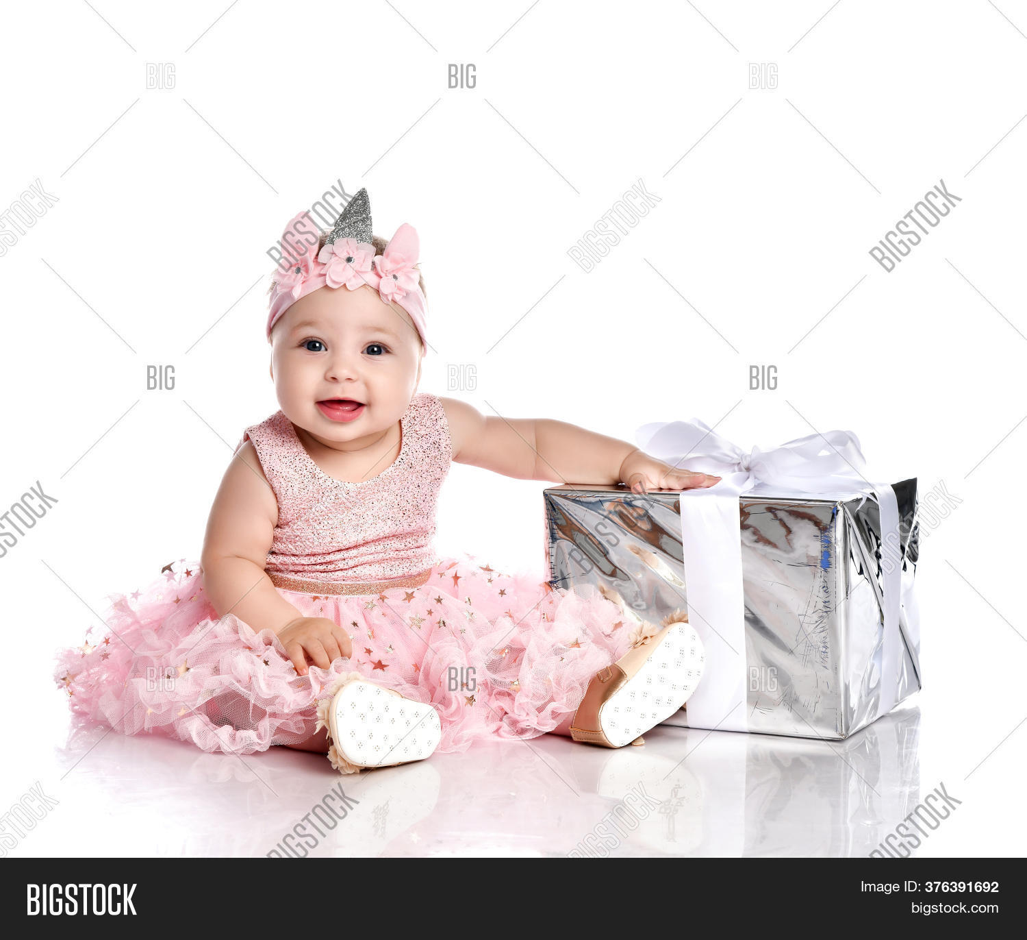 Seven Month Infant Image & Photo (Free Trial) | Bigstock