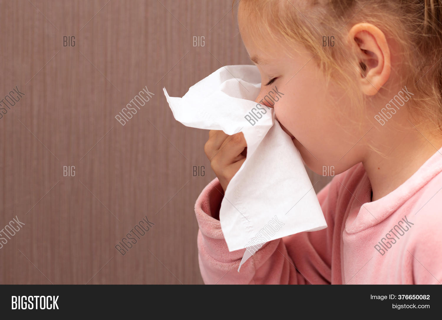 Child Girl Has Runny Image & Photo (Free Trial) | Bigstock