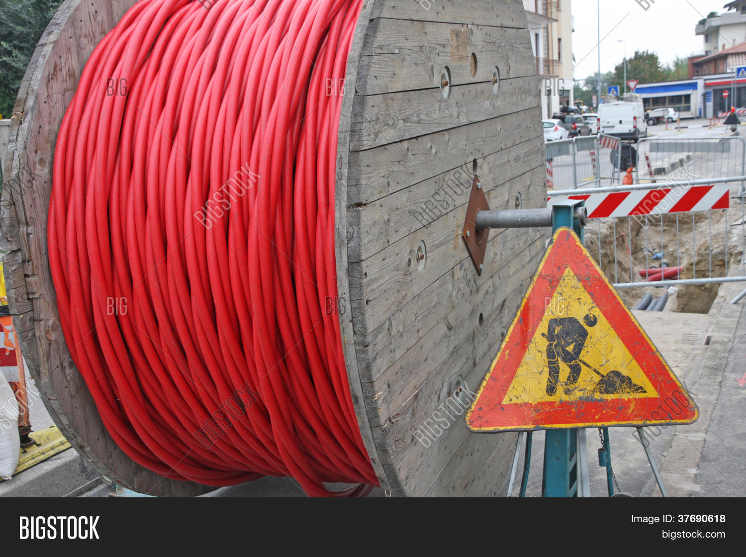 Roadworks Coil Wire Image & Photo (Free Trial) | Bigstock