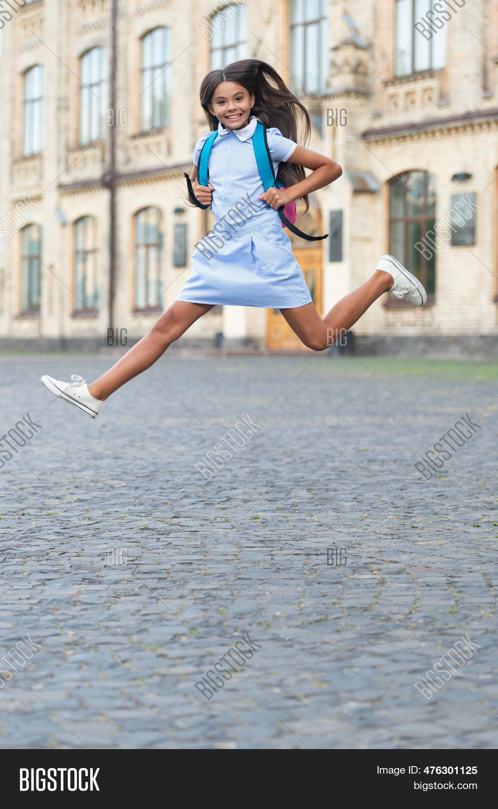 Imagen y foto Glad Jumping School (prueba gratis) | Bigstock