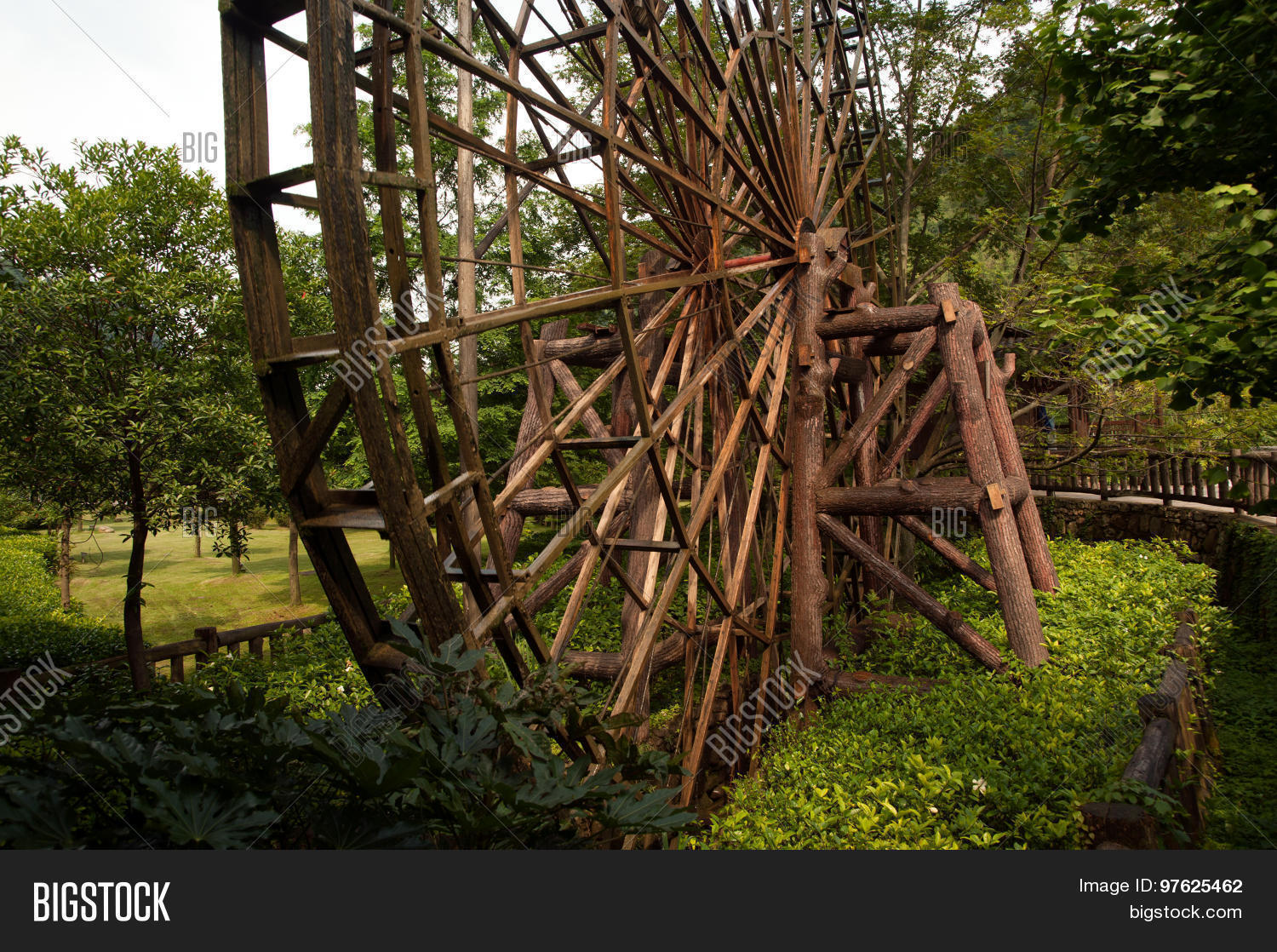 Waterwheel Front Image & Photo (Free Trial) | Bigstock