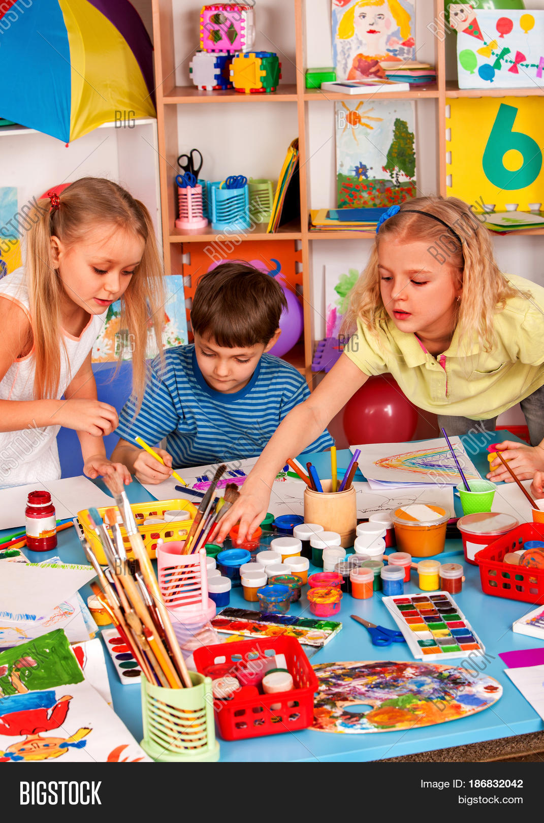 Small Students Image & Photo (Free Trial) | Bigstock