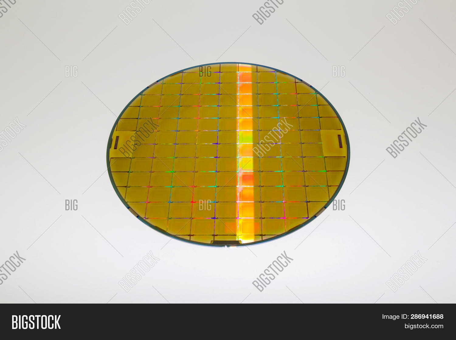 Silicon Wafer 图片和照片（免费试用） | Bigstock