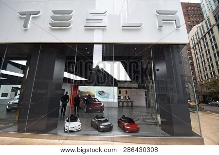 Tesla Car Dealership Image & Photo (Free Trial) | Bigstock