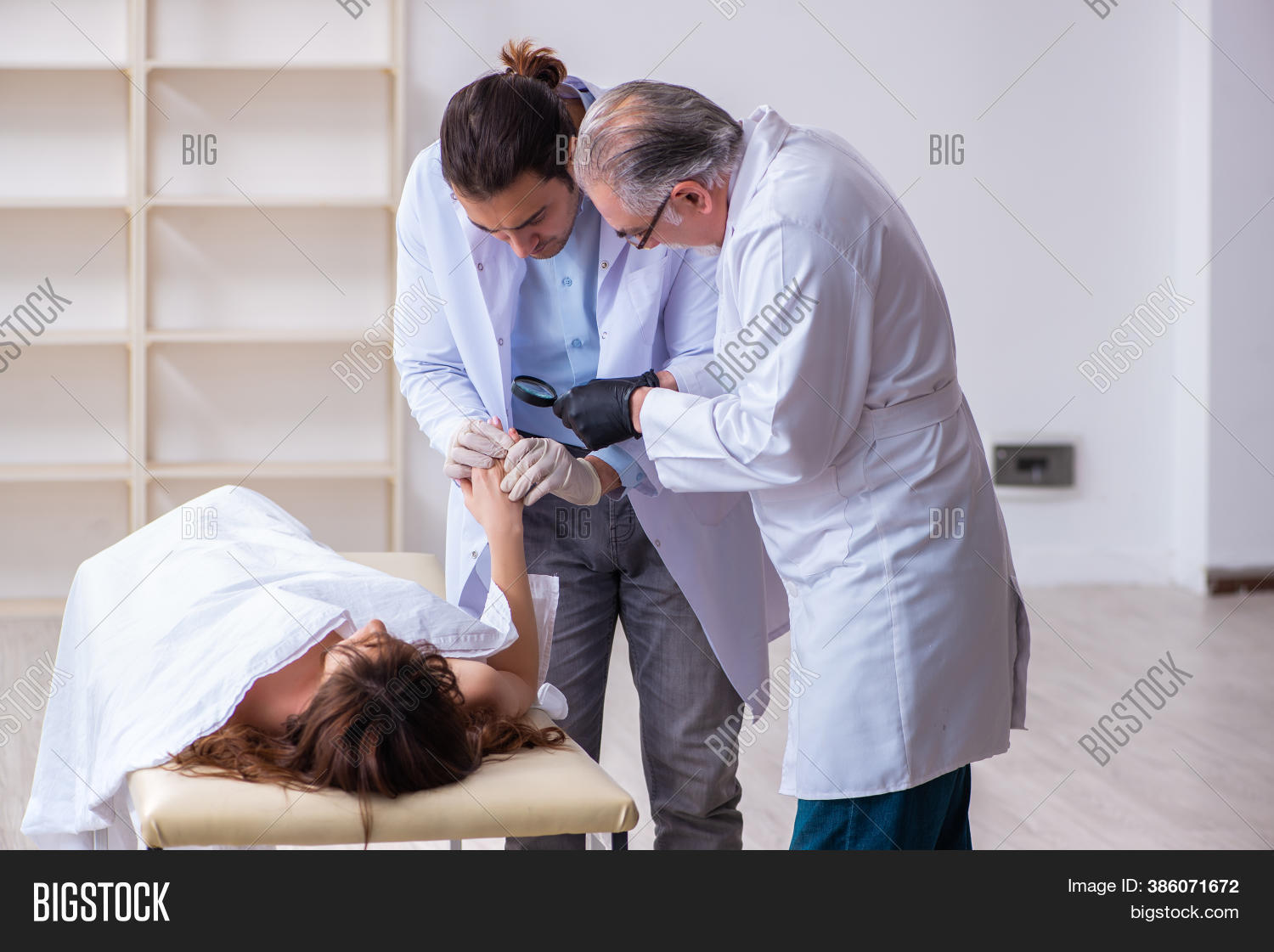 Police Coroner Image & Photo (Free Trial) | Bigstock