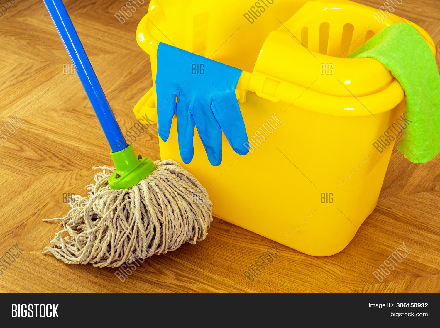 Floor Cleaning Mop Image & Photo (Free Trial) | Bigstock