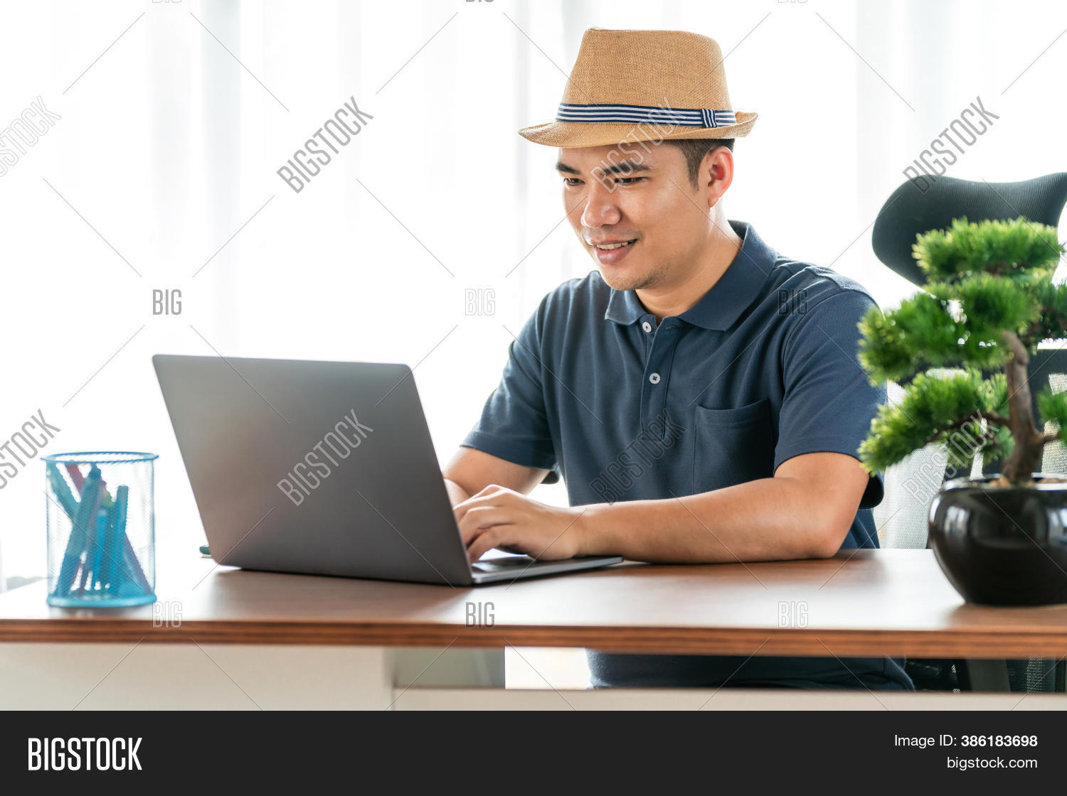 Online, Remote Job Image & Photo (Free Trial) | Bigstock