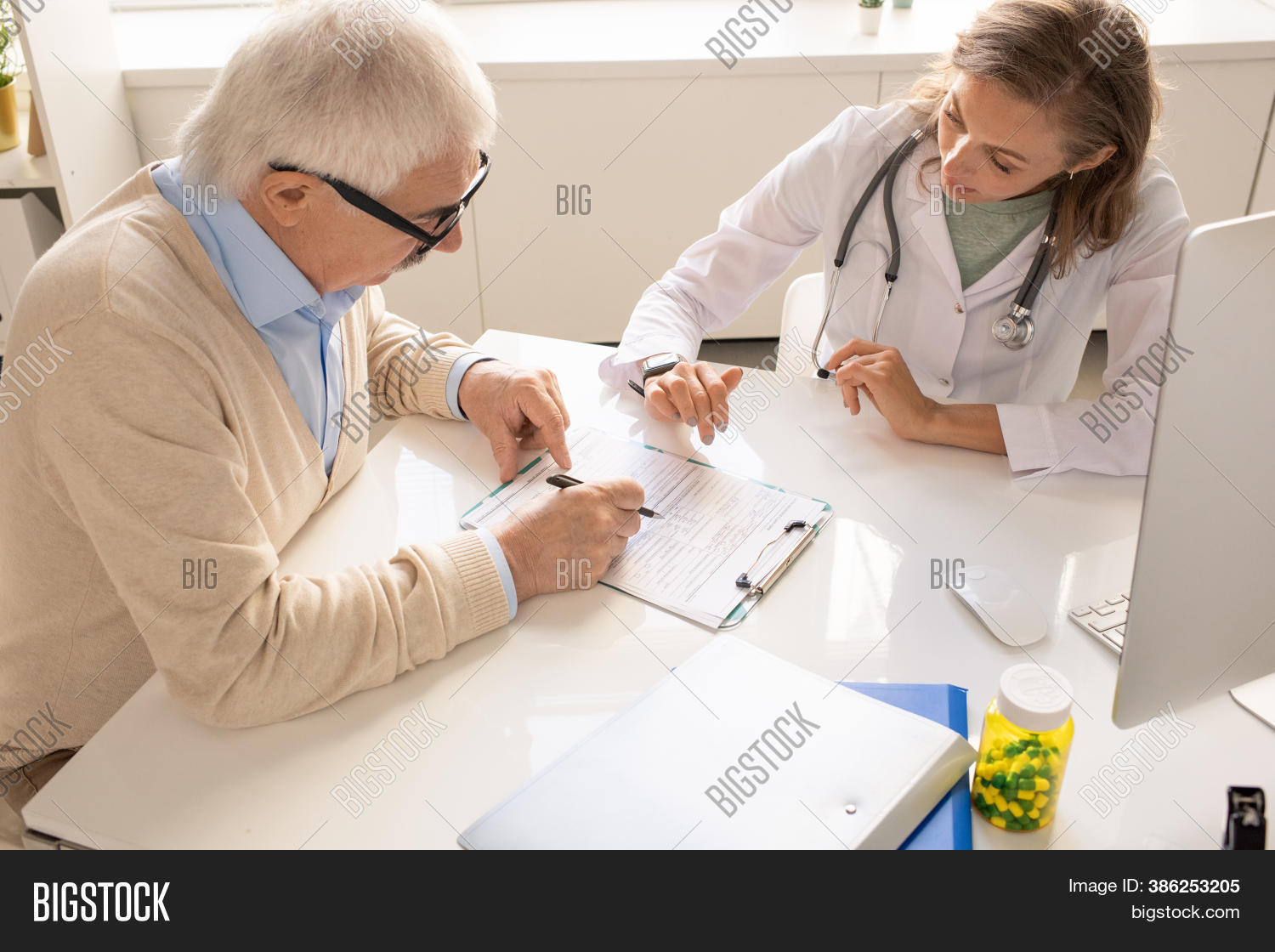 Senior Patient Pen Image & Photo (Free Trial) | Bigstock