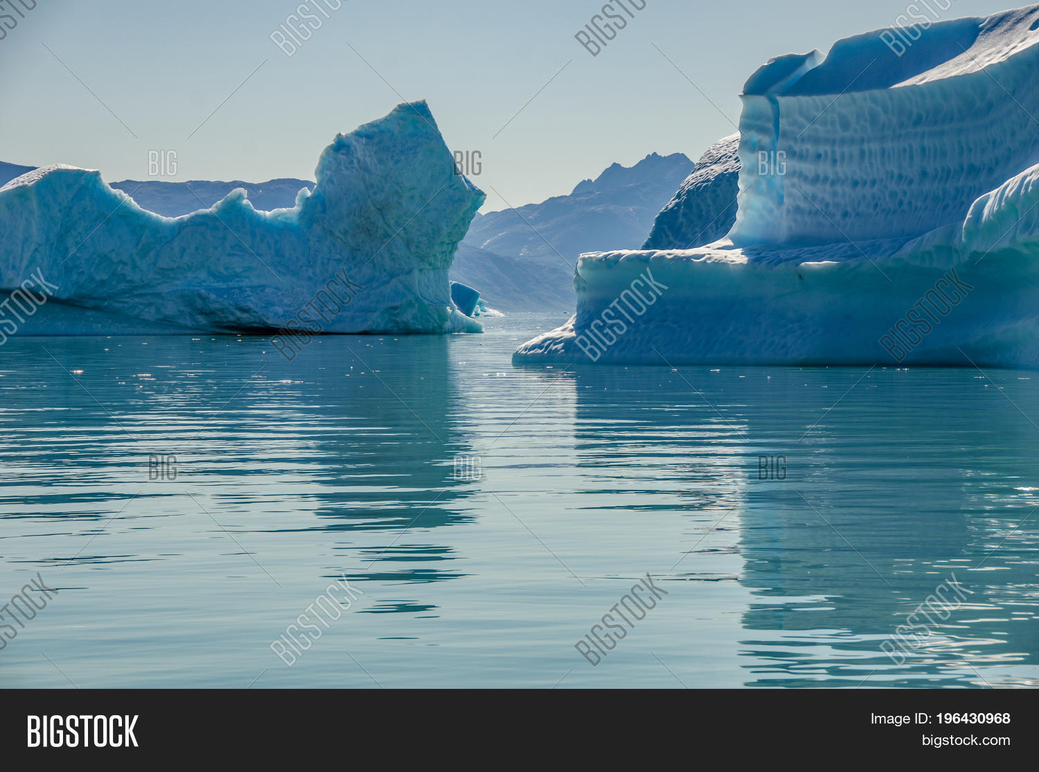 Small Icebergs Image & Photo (Free Trial) | Bigstock