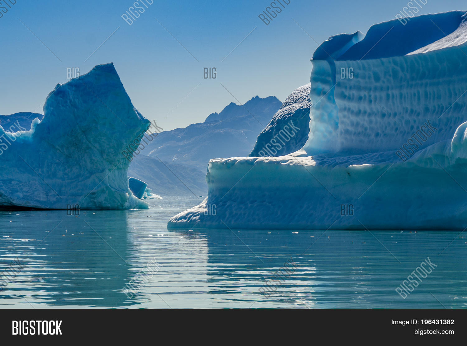 Small Icebergs Image & Photo (Free Trial) | Bigstock
