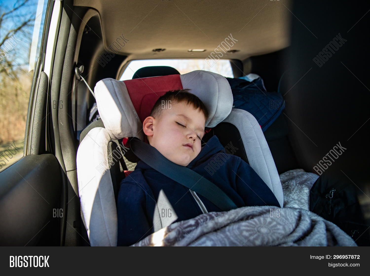 Little Kid Sleeping Image & Photo (Free Trial) | Bigstock