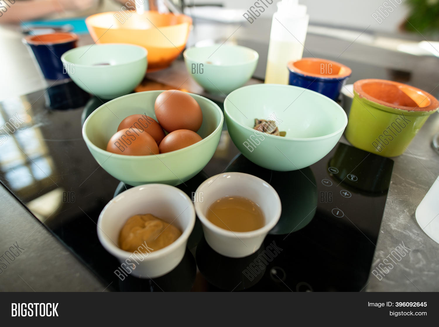 Large Group Bowls Image & Photo (Free Trial) | Bigstock