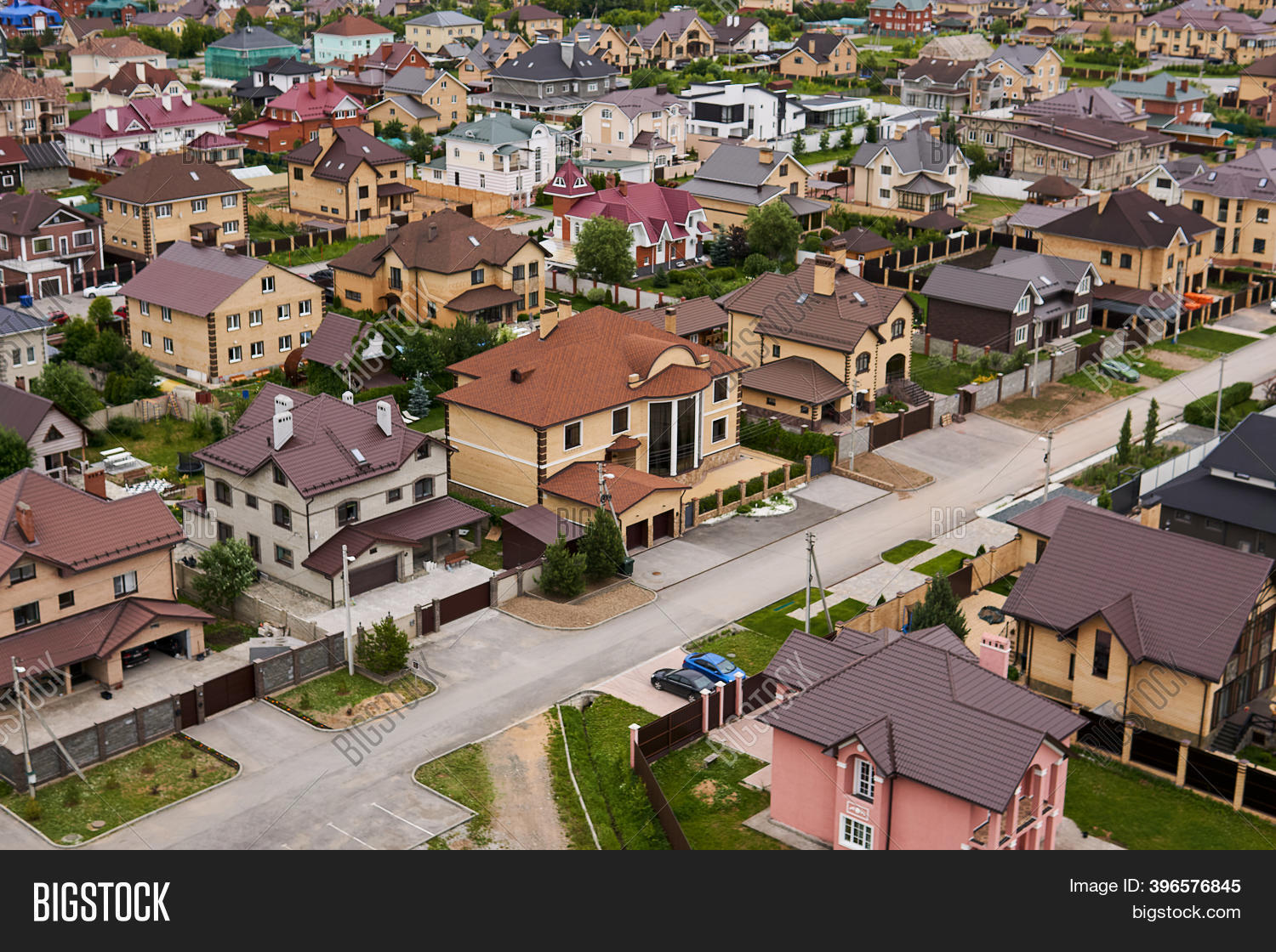 Private Houses Image & Photo (Free Trial) | Bigstock