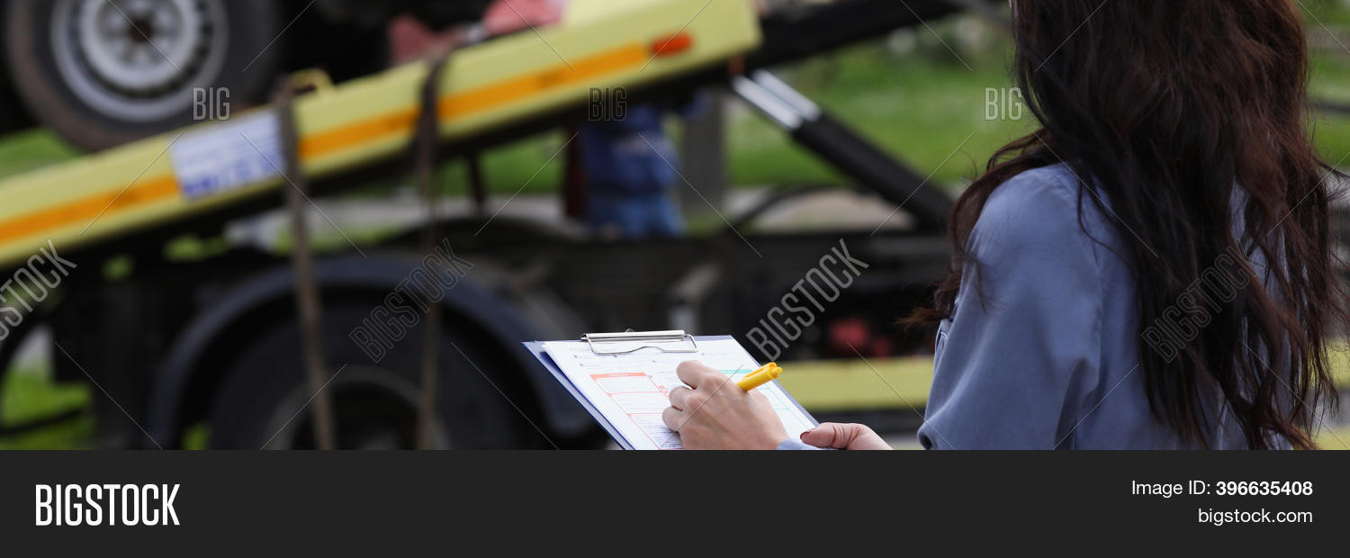 Woman Insurance Agent Image & Photo (Free Trial) | Bigstock