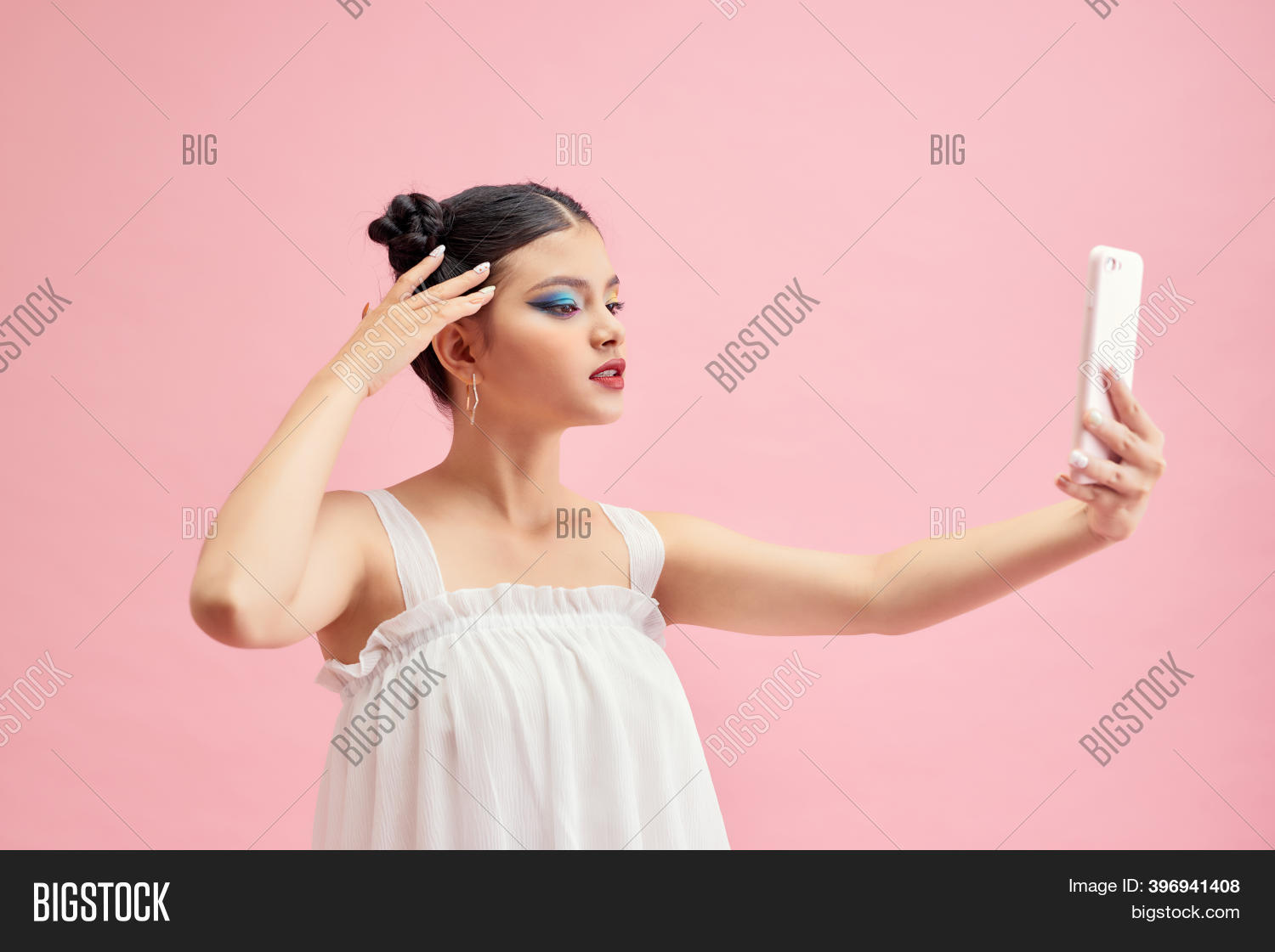 Cute Smiling Asian Image And Photo Free Trial Bigstock 0739