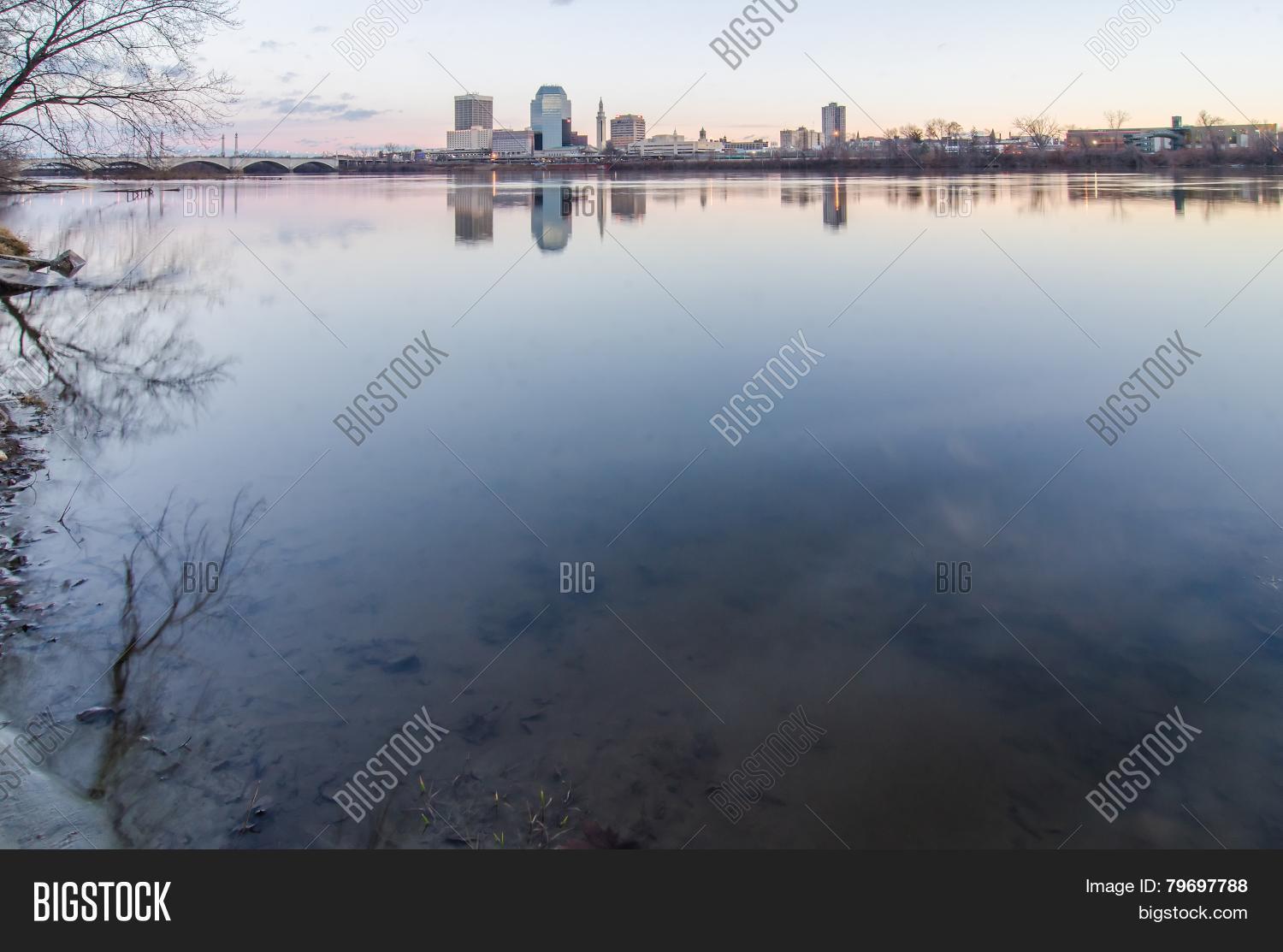 Springfield Image & Photo (Free Trial) | Bigstock