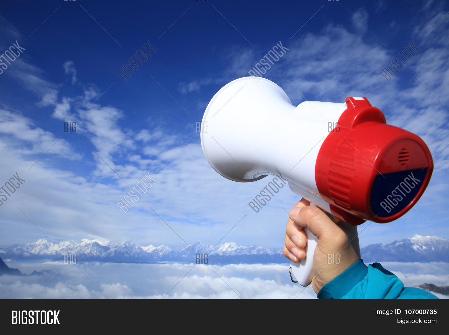 Hand Hold Loudspeaker Image & Photo (Free Trial) | Bigstock