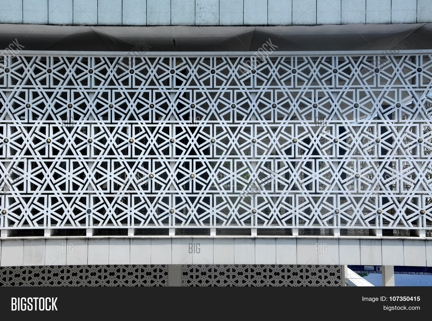 Islamic Geometric Wall Image & Photo (Free Trial) | Bigstock