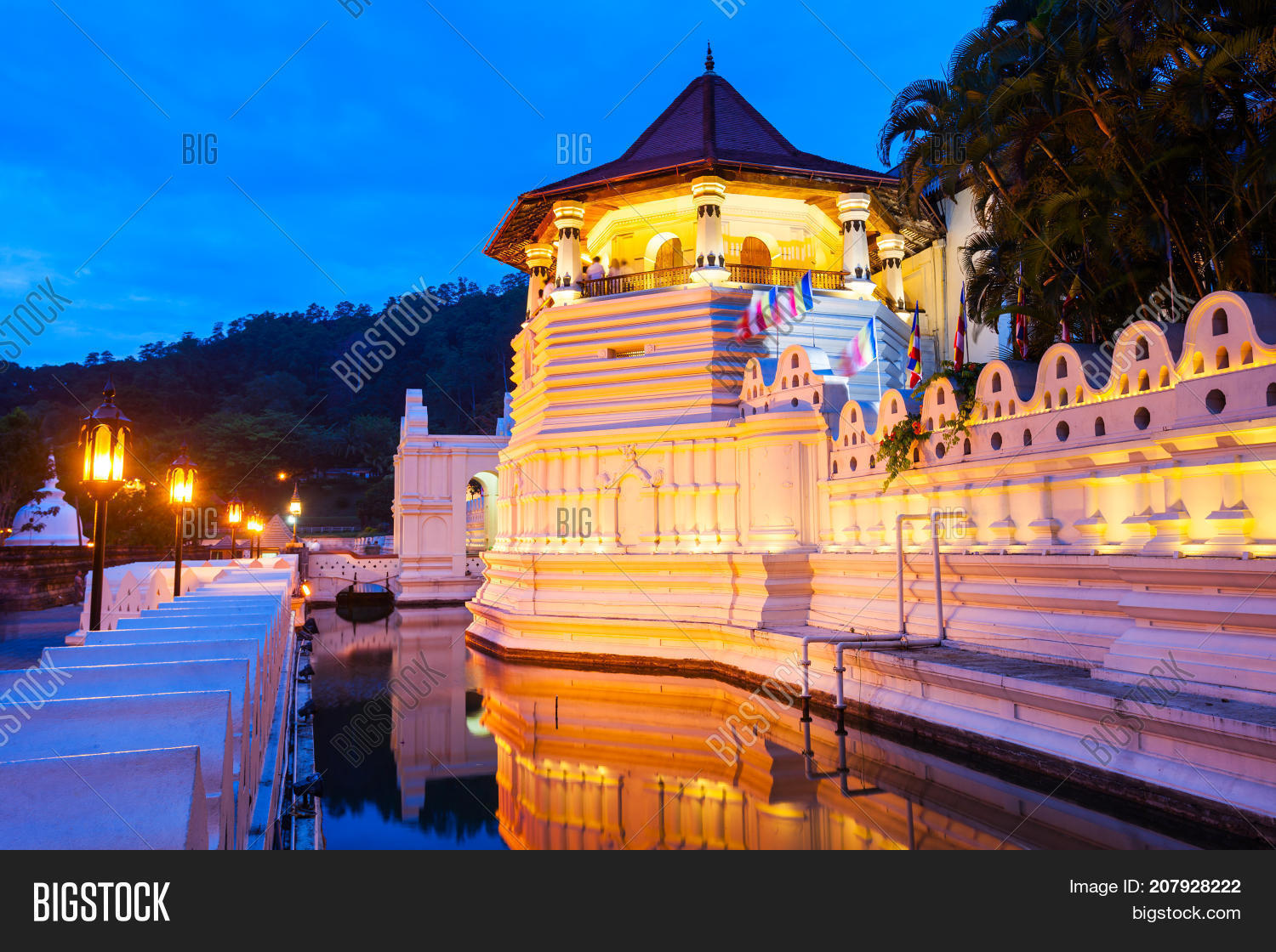 Sacred Tooth Relic Image & Photo (Free Trial) | Bigstock
