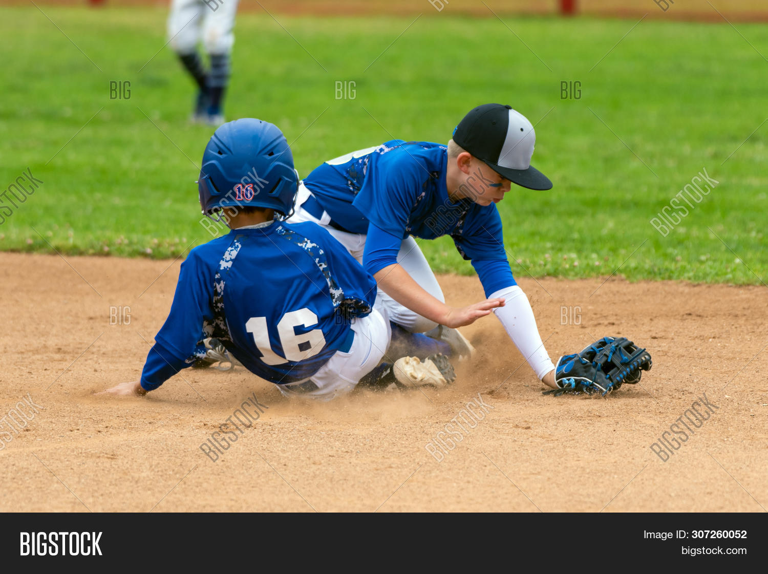 Youth Baseball Player Image & Photo (Free Trial) | Bigstock