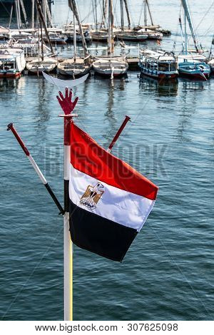 Luxor Egypt - Egyption Image & Photo (Free Trial) | Bigstock