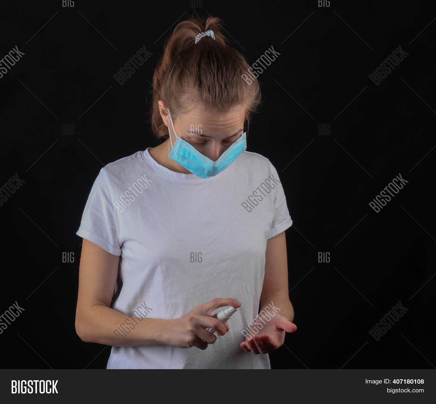 Woman Median Face Mask Image & Photo (Free Trial) | Bigstock