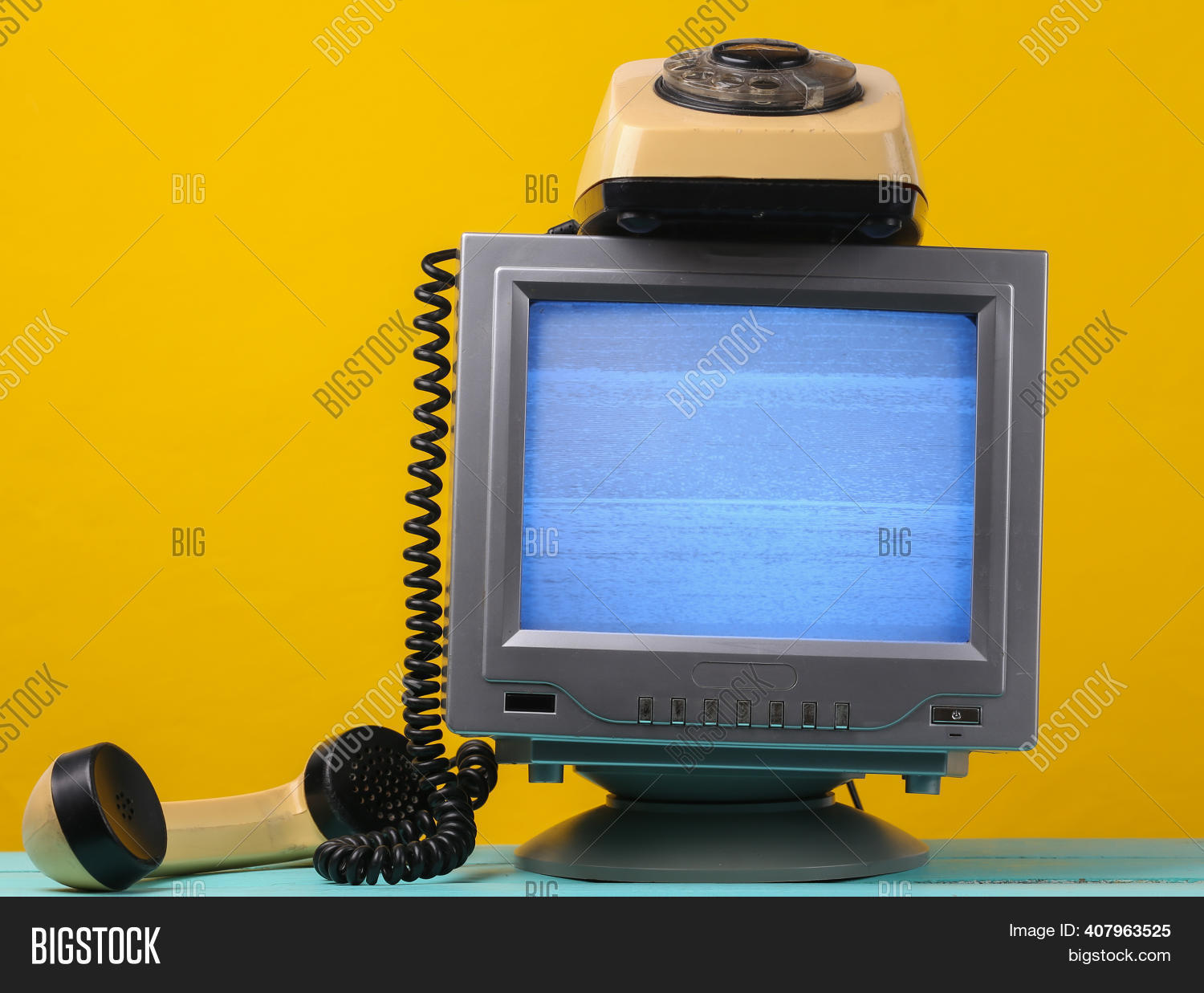 Antenna Old-fashioned Image & Photo (Free Trial) | Bigstock