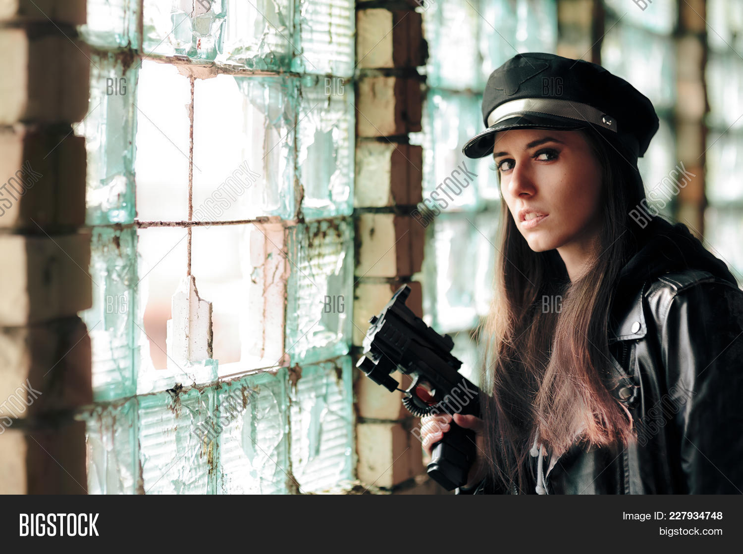 Female Police Officer Image & Photo (Free Trial) | Bigstock