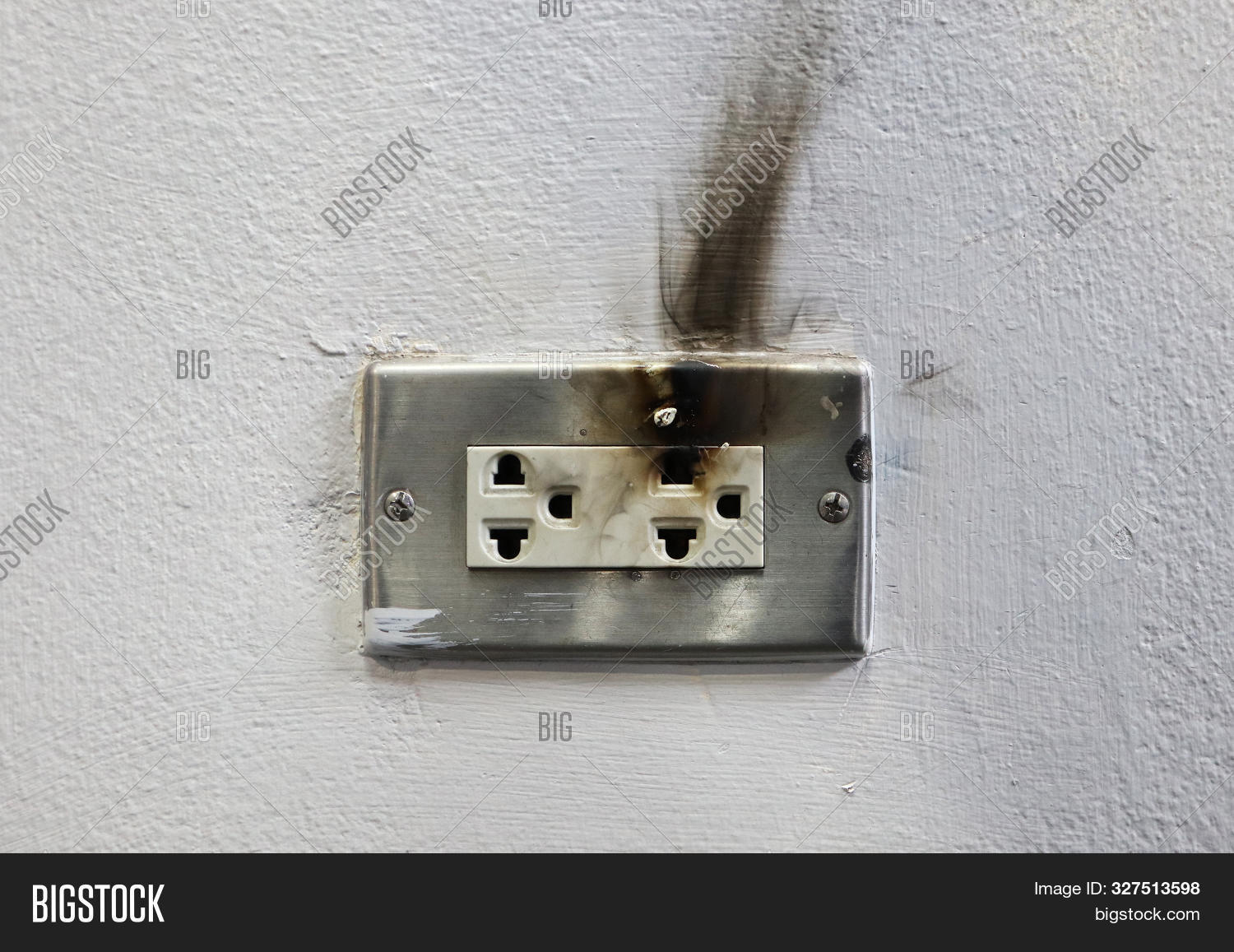 Receptacle Burn Due Image & Photo (Free Trial) | Bigstock
