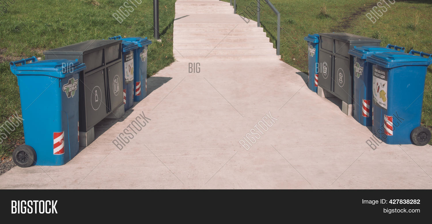 Pavement Park Trash Image & Photo (Free Trial) | Bigstock