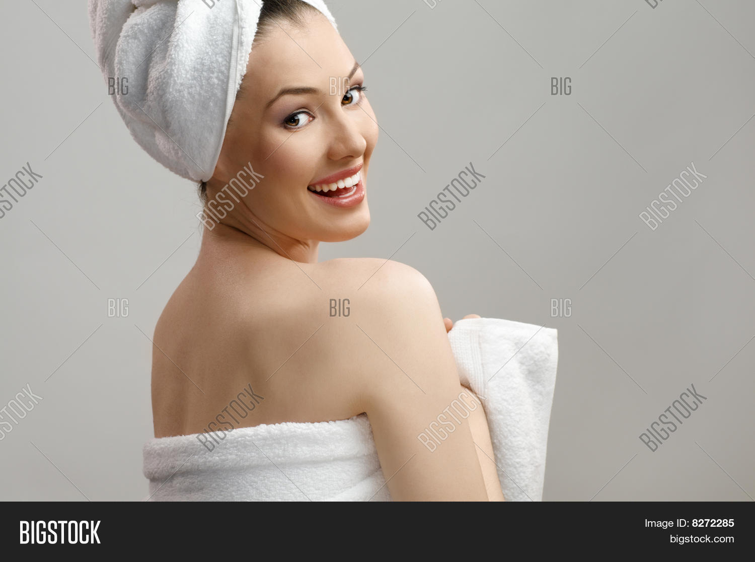 Woman Bathtowel Image & Photo (Free Trial) | Bigstock