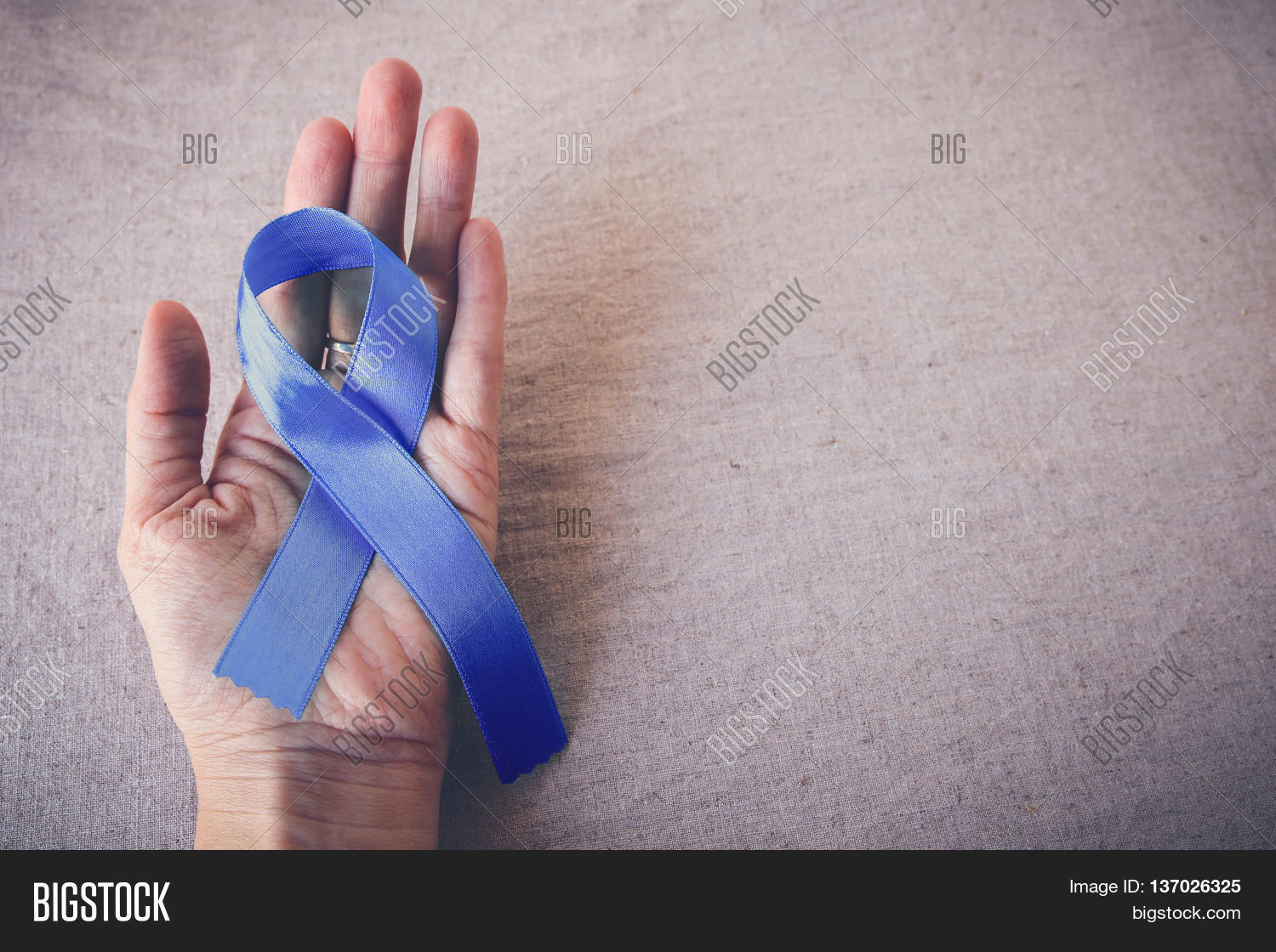 Blue Ribbon On Hand Image & Photo (Free Trial) | Bigstock