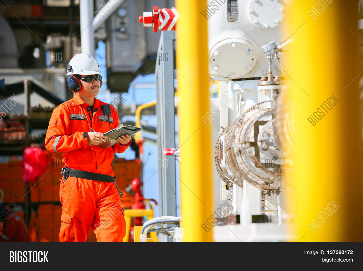 Operator Recording Image & Photo (Free Trial) | Bigstock