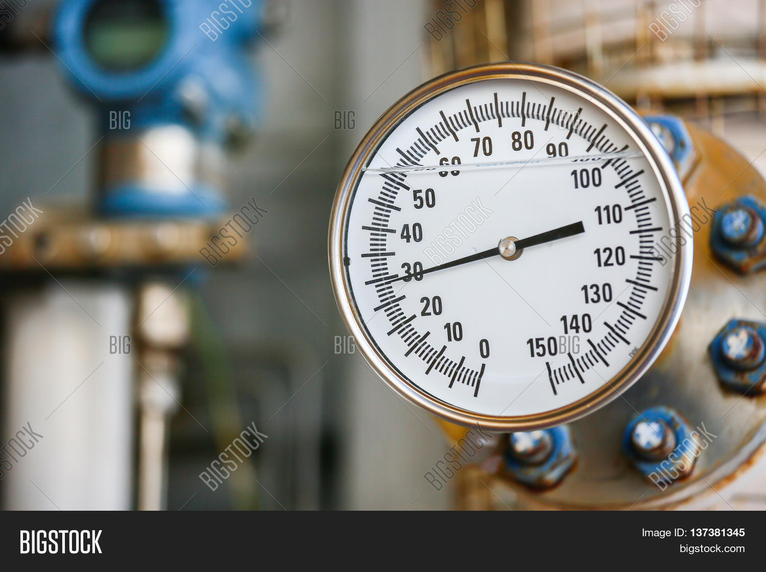 Pressure Gauge Oil Gas Image & Photo (Free Trial) | Bigstock