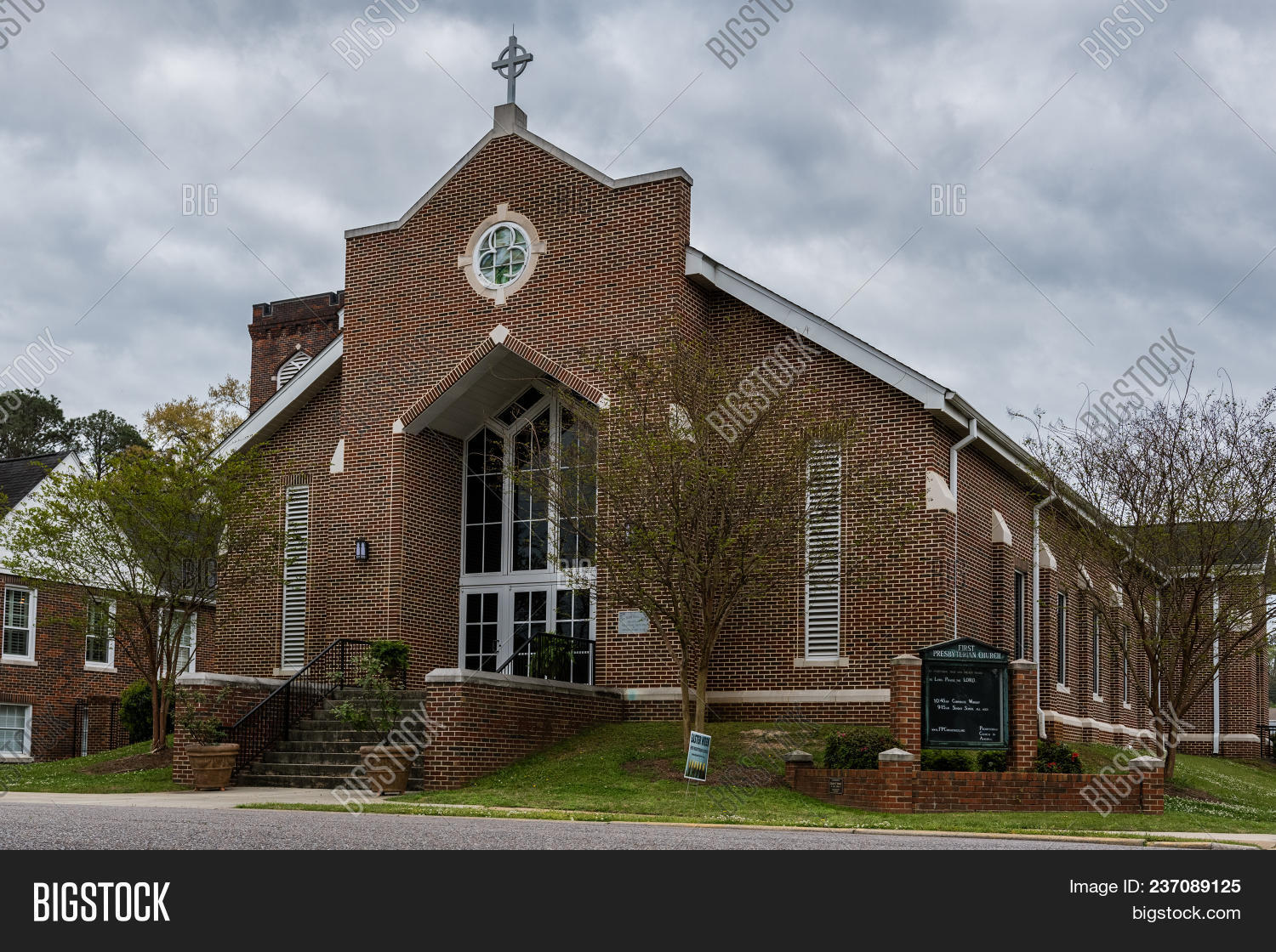 Prattville, Alabama, Image & Photo (Free Trial) | Bigstock