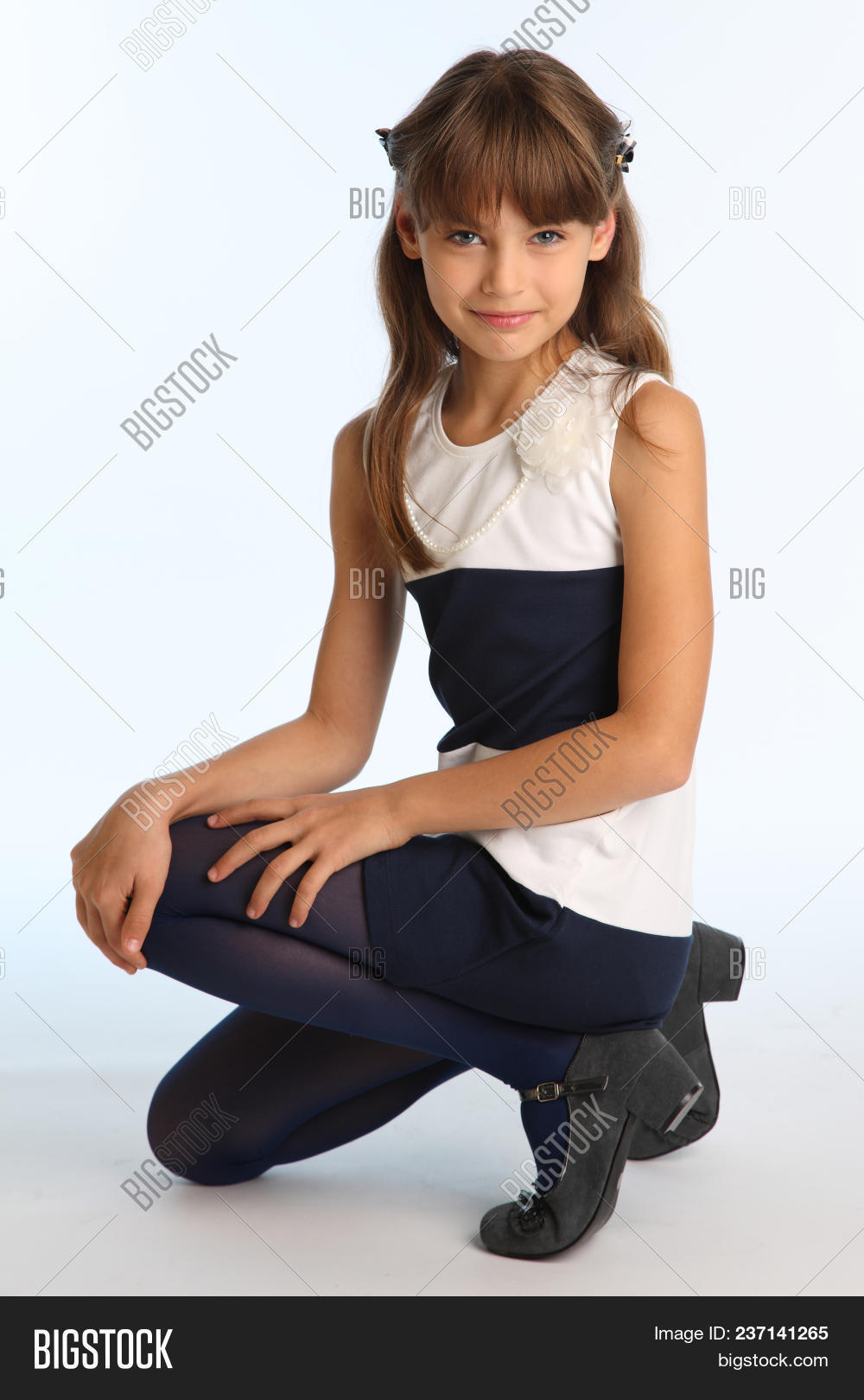 Slender Beautiful Girl Image & Photo (Free Trial) | Bigstock