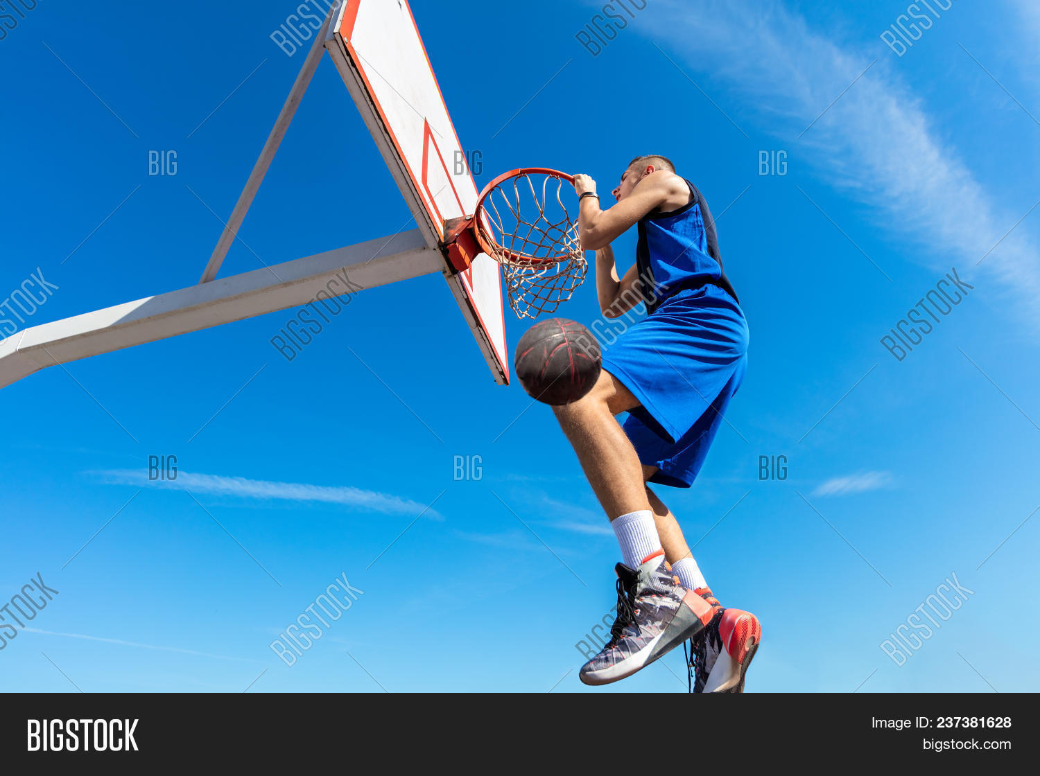 Slam Dunk. Side View Image & Photo (Free Trial) | Bigstock