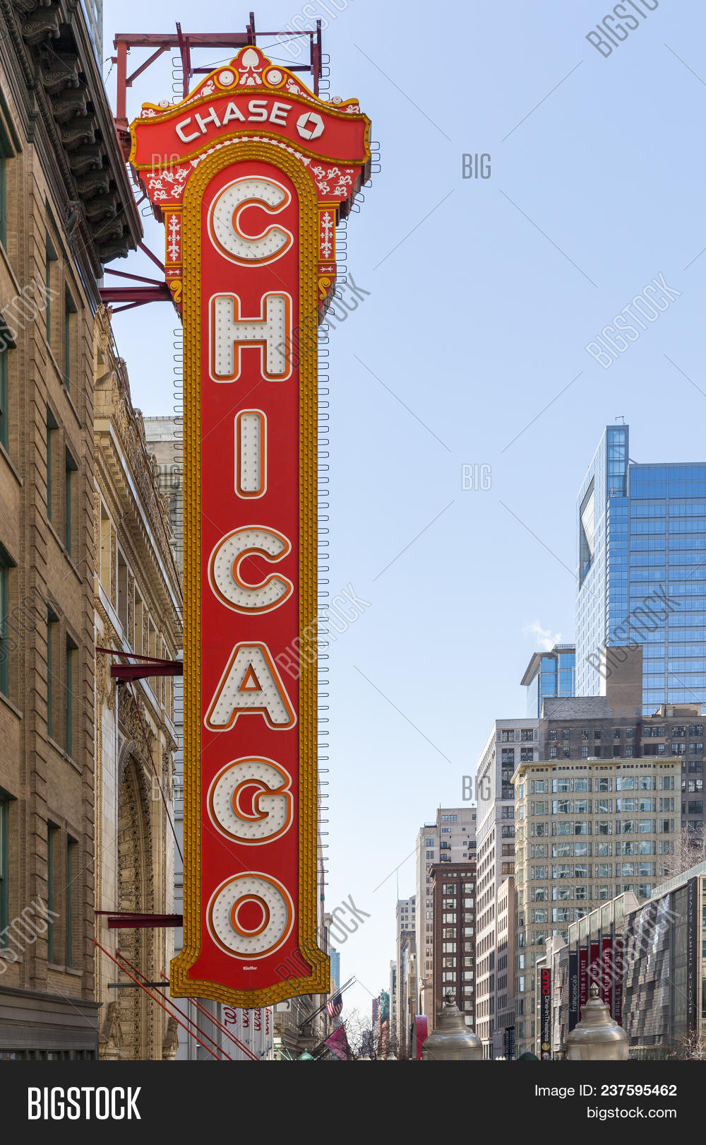 Iconic Chicago Theater Image & Photo (Free Trial) | Bigstock