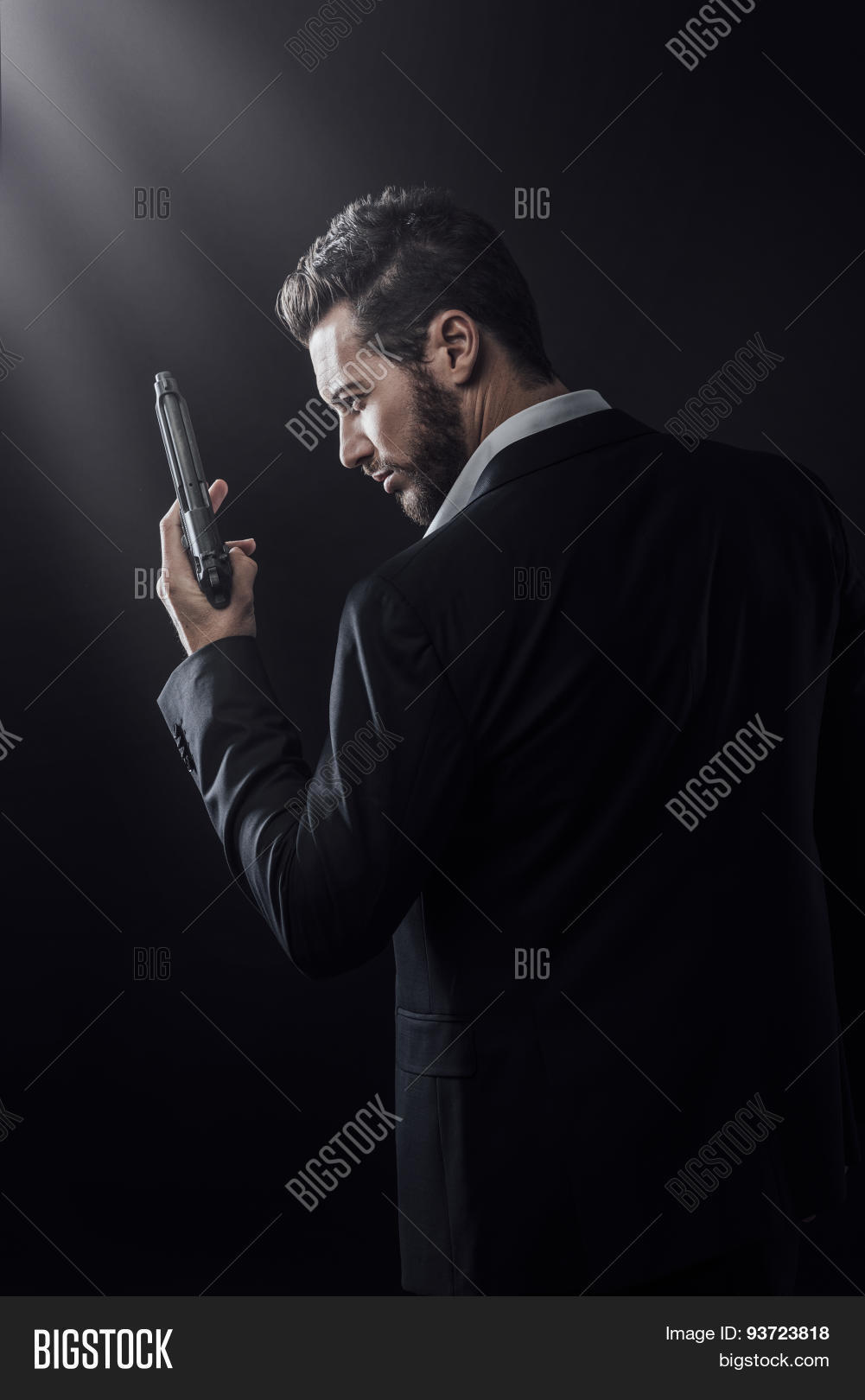 Brave Man Handgun Image & Photo (Free Trial) | Bigstock