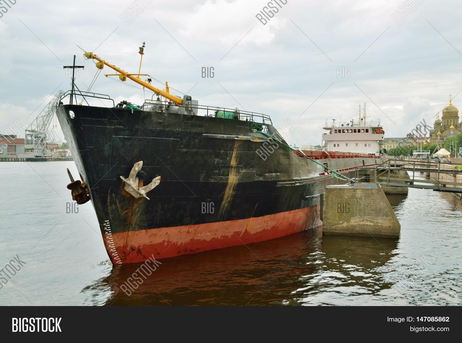 Cargo Ship Berth. Image & Photo (Free Trial) | Bigstock