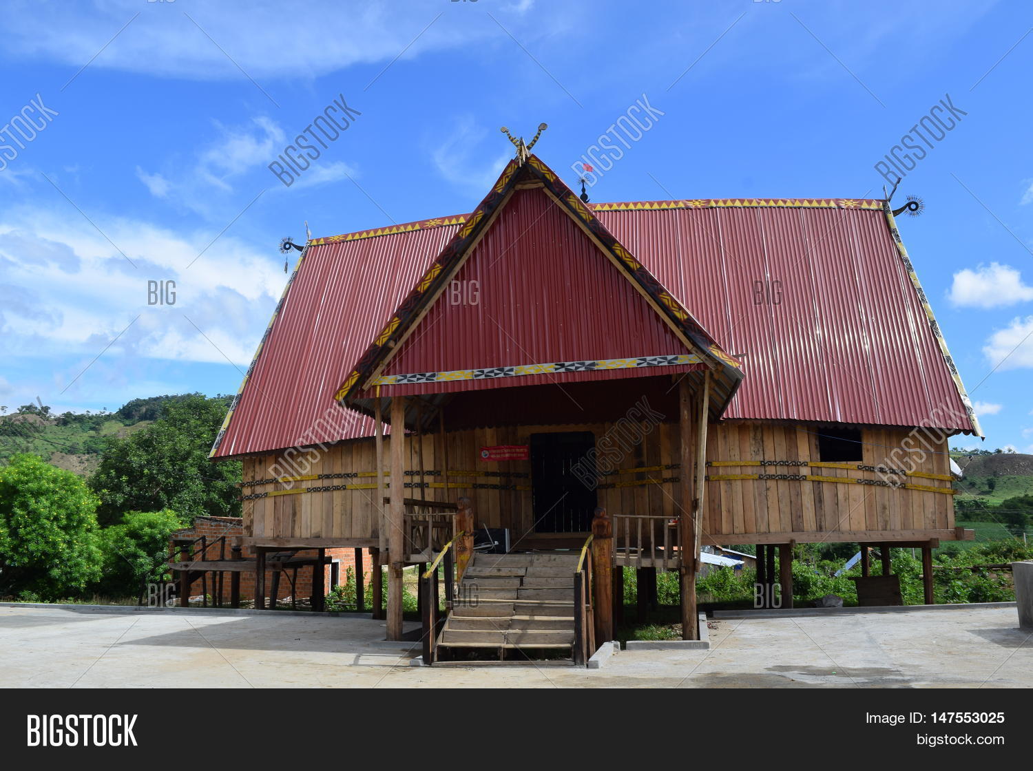 Traditional Rong House Image & Photo (Free Trial) | Bigstock
