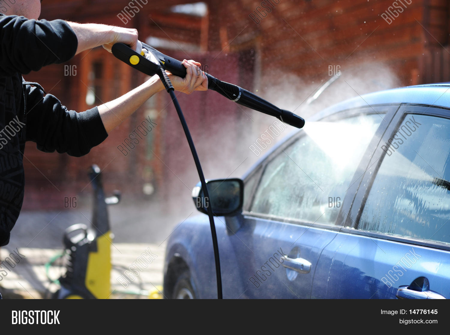 Blue Car Washing On Image & Photo (Free Trial) | Bigstock