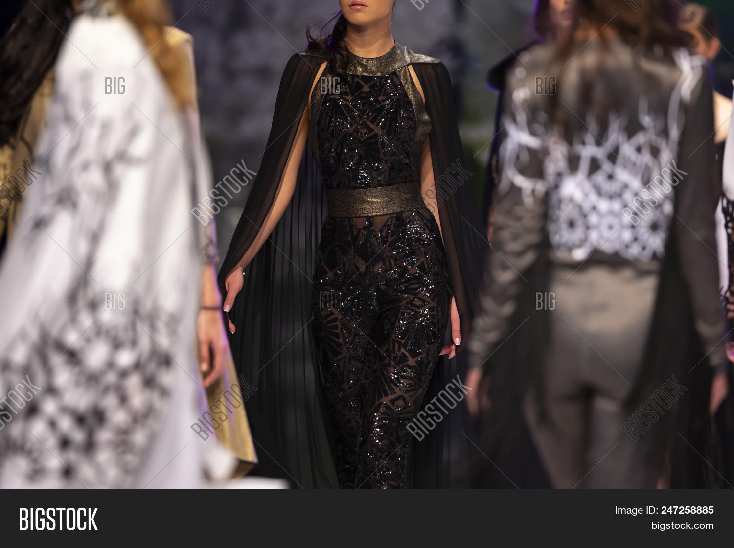 Female Models Walk Image & Photo (Free Trial) | Bigstock